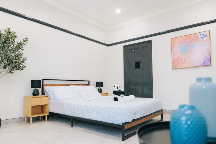 Luxe Retreat Next To Liverpool Station - Sydney