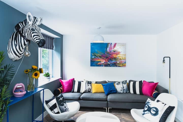 Quirky 2bed Apt, 5 Mins To Centre,
Parking. - Northumberland