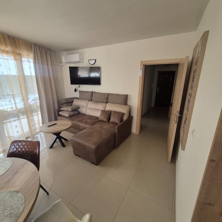 Gabriela 3 - Primorsko