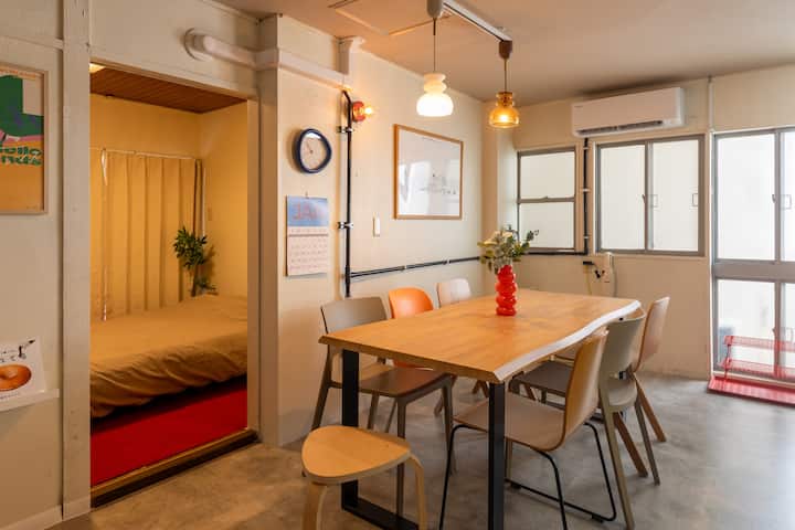 【Newop特価 | 高松中心街・片原町駅徒歩3分】高松の街とアートを楽しむ1日1組限定宿/最大8名 - 高松市