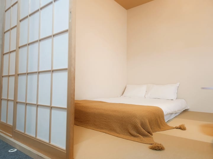 机场直达/心斋桥/道顿堀/难波/梅田/新今宫车站、花园町车站/两居室6人家庭房/日式和风/本地商店街 - Osaka