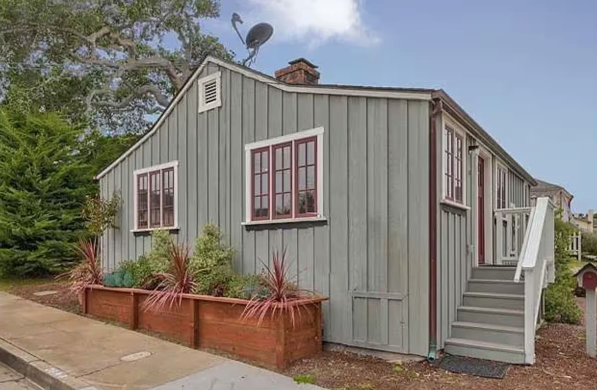 Park Street Gem – Cozy, Bright Retreat by the Sea - Houses for Rent in ...