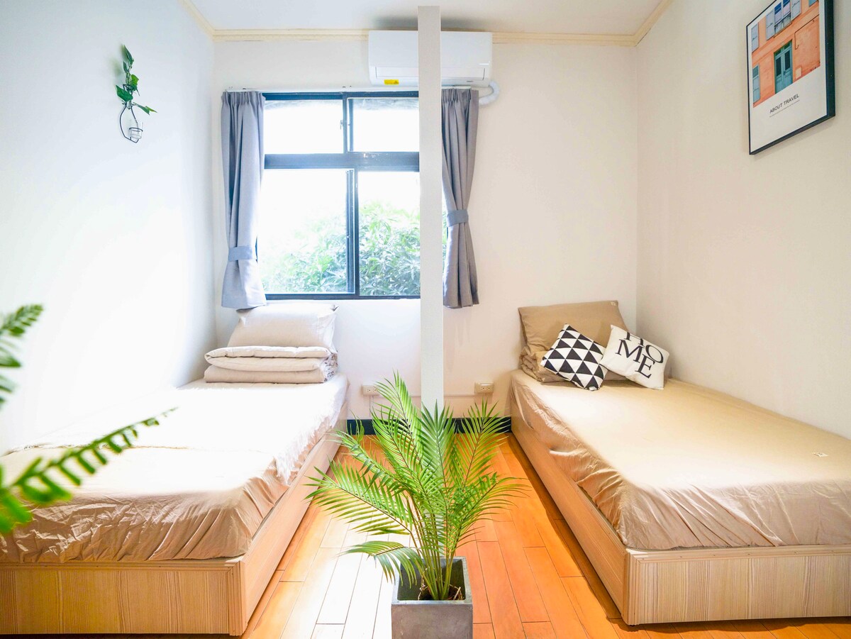 Xinyi Anhe MRT 2 min | Quiet Alley Short Term Rental | Near Night ...