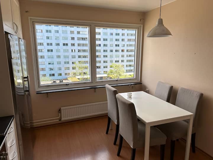 Nice And Cozy - Estocolmo