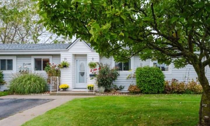 Florida Style Condo In Port Elgin - Port Elgin