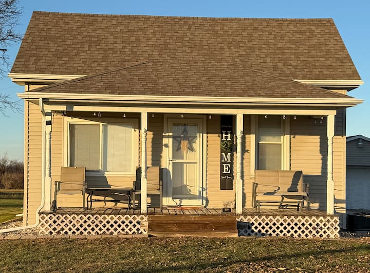 Unique And Secluded Country Cottage - Starved Rock State Park, Oglesby