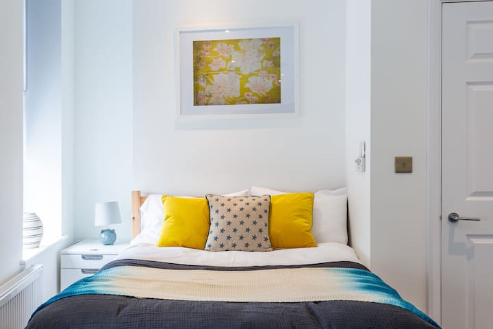 St Johns Southend Studios - Southend-on-Sea