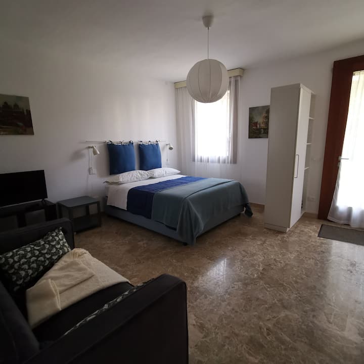 Spazioso Monolocale Vicino Al Centro Storico - Vicenza