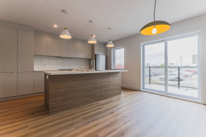 Magnifique 5 Et Demi Sur Deux éTages! - Granby