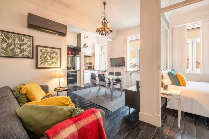 Heritage Apartment W/ Balcony In Bairro Alto - Avenidas Novas