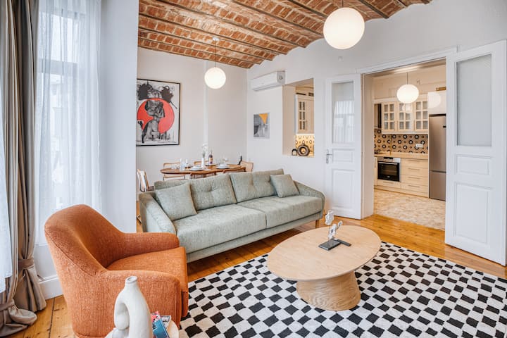 Majestueux Pera 5: Turkish Bath 3 Br 4 Ac Elevator - Sultan Ahmet