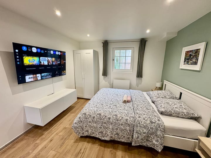 Studio Indépendant - Rer B 5 Min - Wifi & Parking - Bures-sur-Yvette