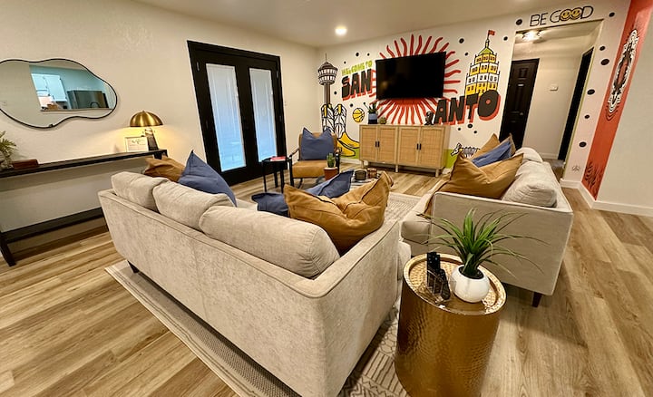 Family & Group Getaway •3br Mini Golf- Near Dt - San Antonio, TX