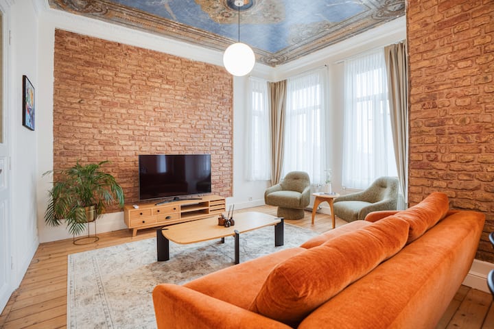 Majestueux Pera 4: Turkish Bath 3 Br 4 Ac Elevator - Istanbul