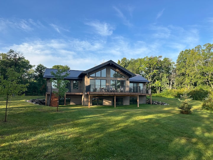 Premier Retreat Destination In Northern Mn - Leech Lake, MN