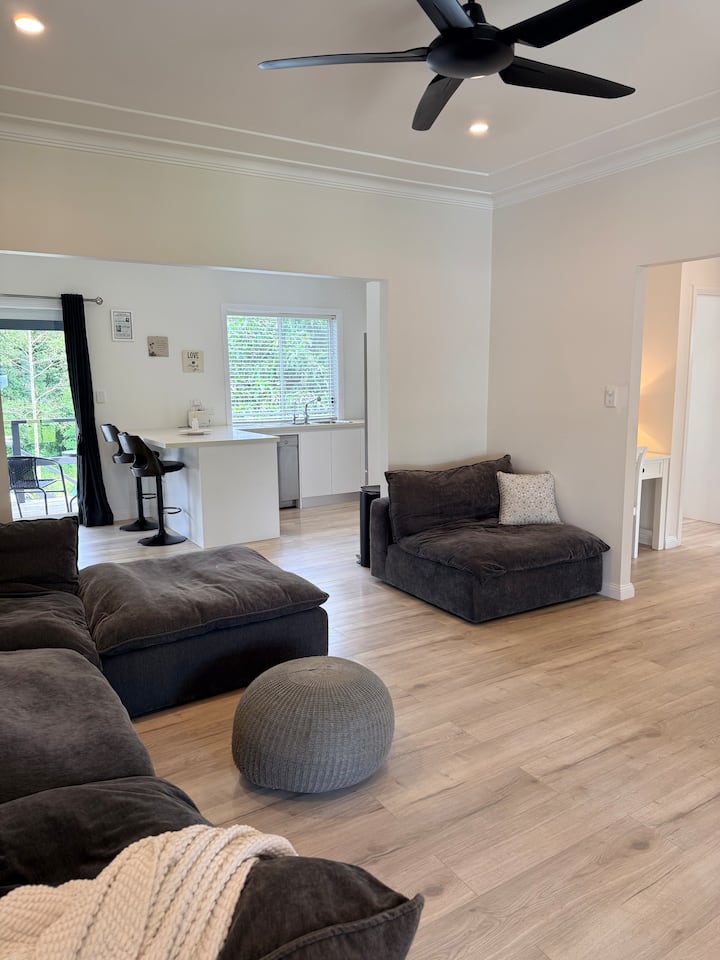 Lowry Street Retreat - Five Islands