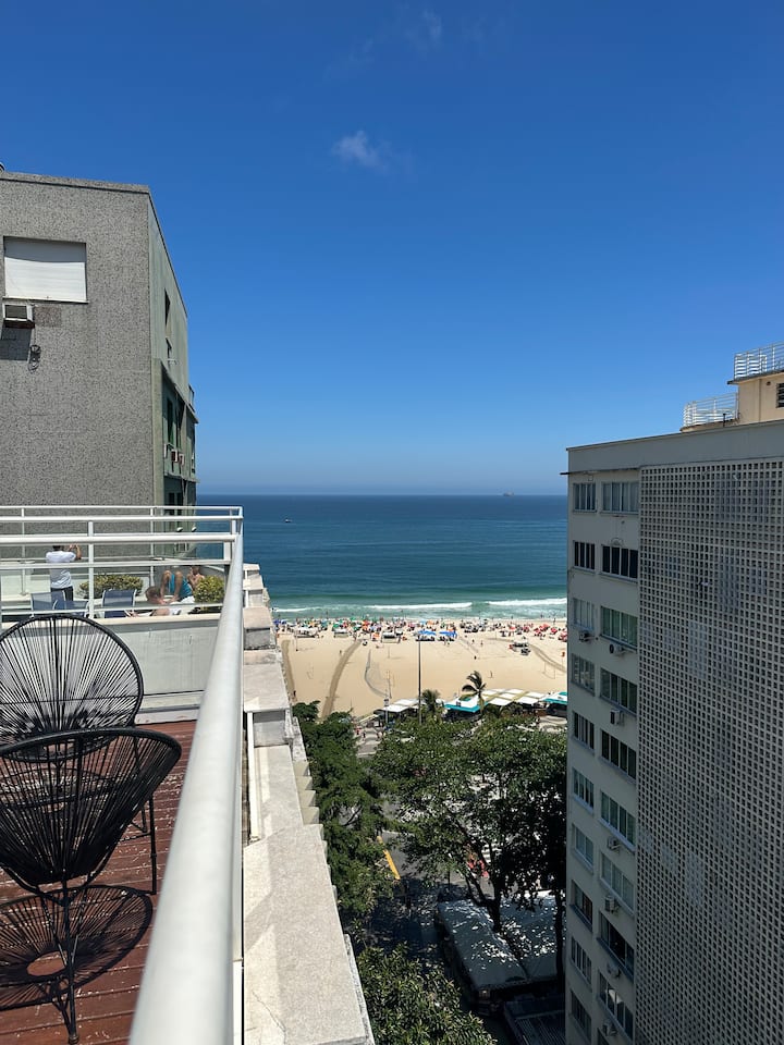 Flat Na Praia De Copacabana Com Piscina - Copacabana
