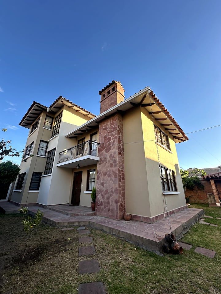 Le Casita (The Entire House) - Sucre