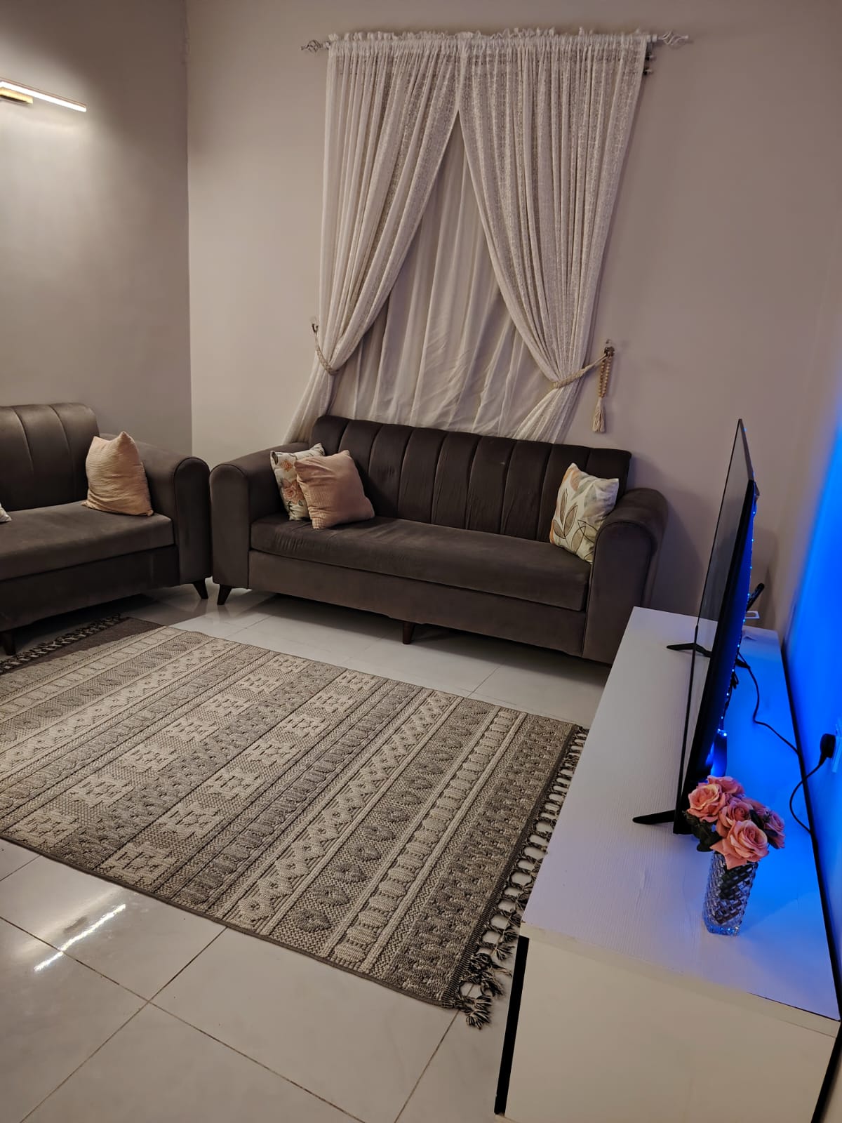 A Cozy Entire Studio Near Quba - Flats for Rent in Al Madīnah al ...