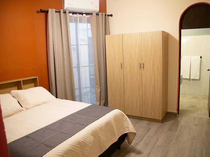 Departamento 4 Adultos Cerca De Fundidora - Monterrey