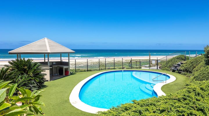 Absolute Beachfront 3br - Gold Coast