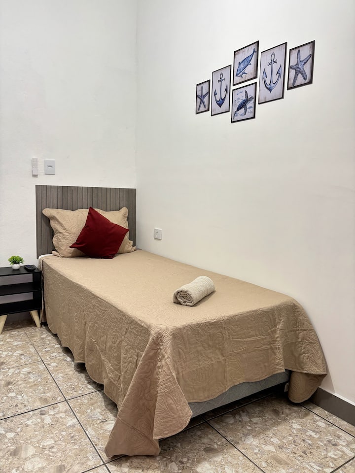 Suíte Individual | Ventilador De Teto | Próx Br040 - Sete Lagoas