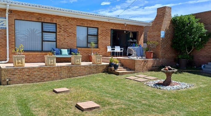 Entire Holiday Home In Franskraal, Western Cape. - Franskraal