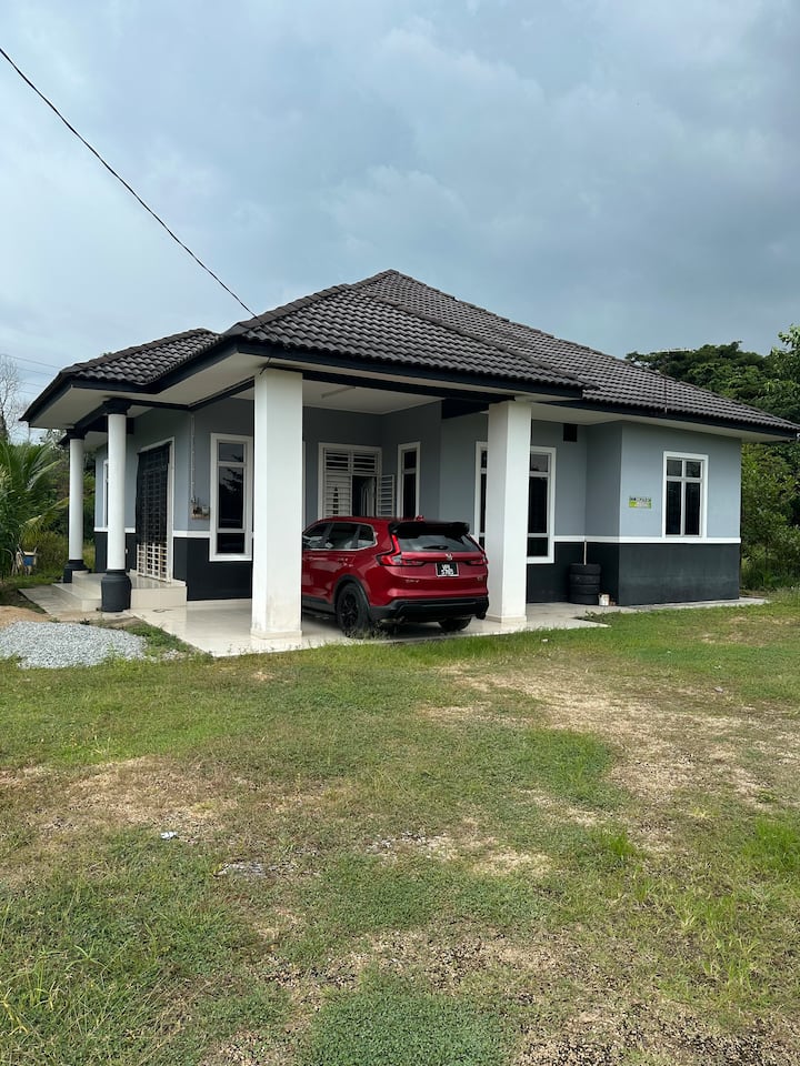 Homestay Selesa & Nyaman - Pasir Puteh