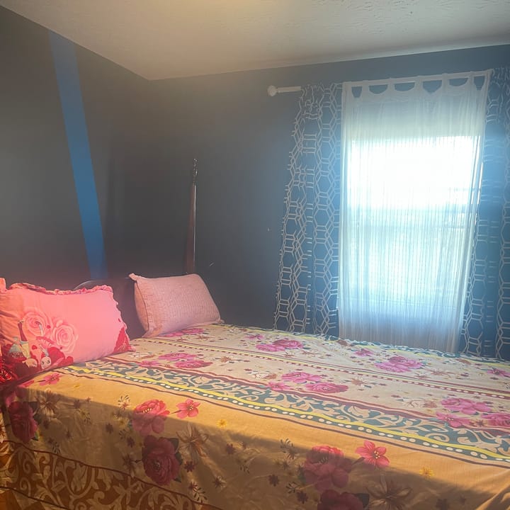Perfect Family Stay Peaceful & Comfortable - Hamilton, OH