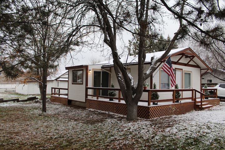 Cozy, Comfortable House With All You Need - Twin Falls, ID