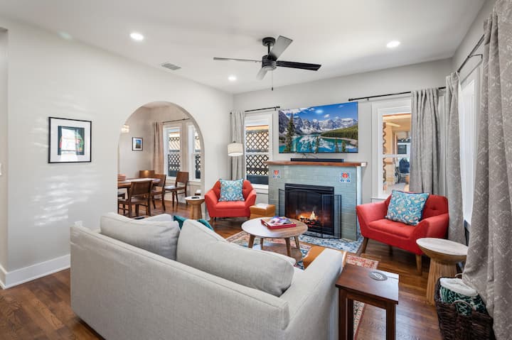 Family Cottage W/ Hot Tub –Walk To Pearl/st Mary's - San Antonio, TX