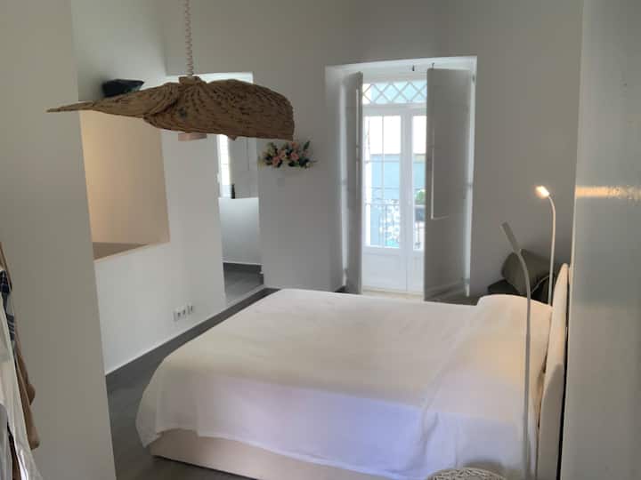 Zahir House - River & Seaside - Setúbal