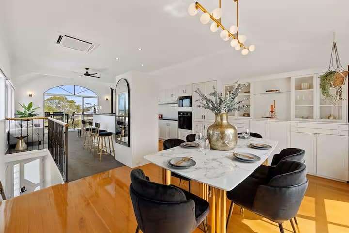 Main Street+ Pool+ Water Views+ Linen Provided - Inverloch