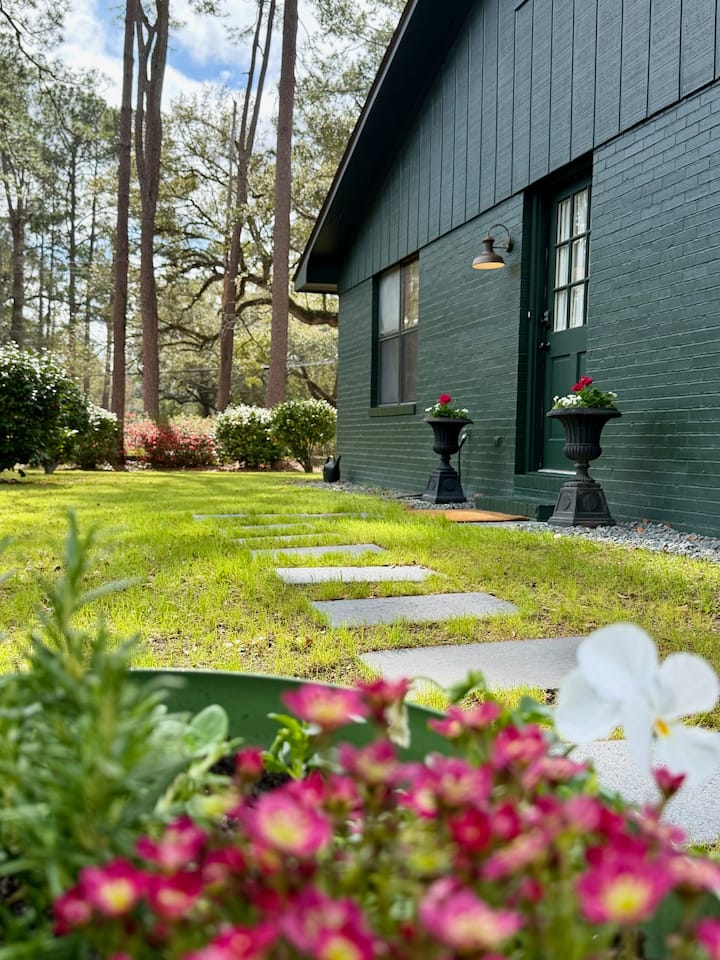 Hollybourne Cottage - Thomasville, GA