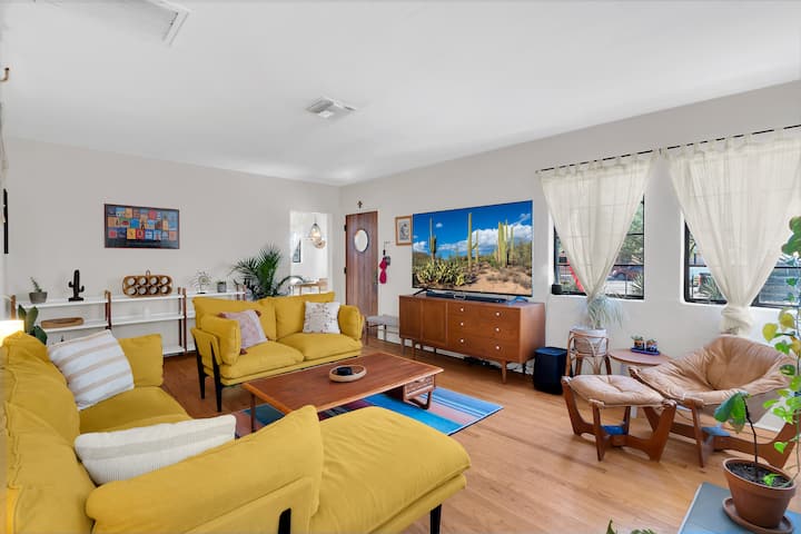 Spanish Bungalow With Tucson Charm - Tucson, AZ