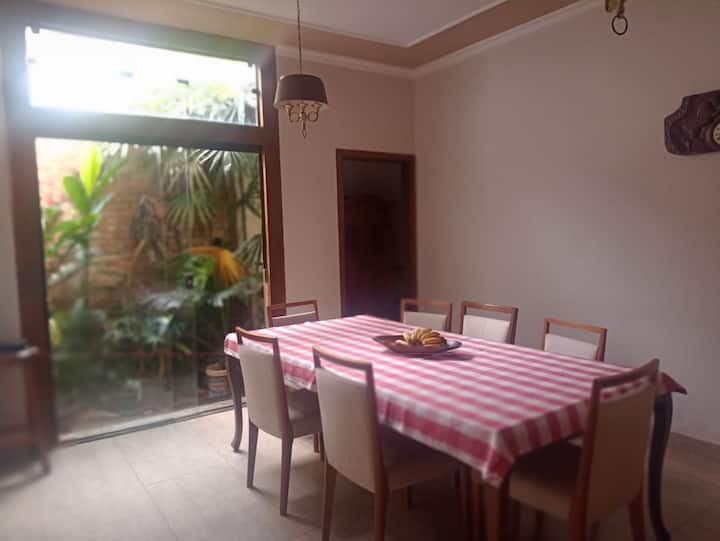 Casa Centro De Passos Prox Capitolio - Passos