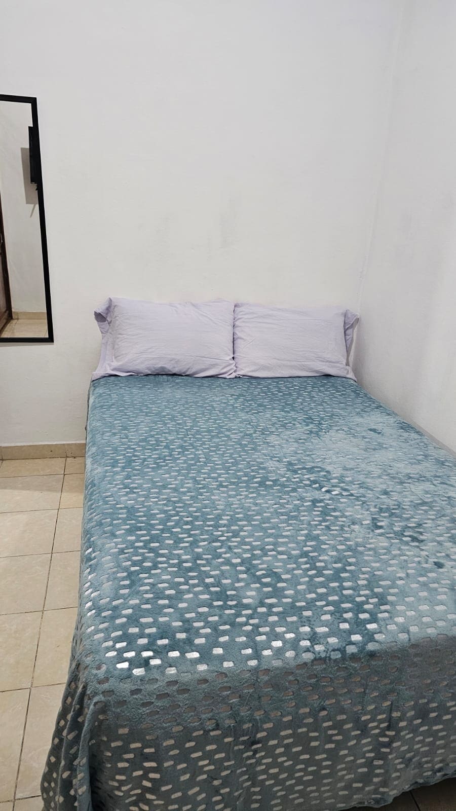 Maison Blanche VIP Exécutif LZC Chambre C - Maisons à louer à Lázaro ...