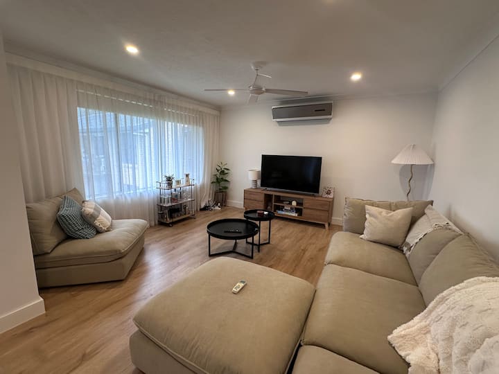 Mermaid Waters Beach Retreat - 布羅德海灘