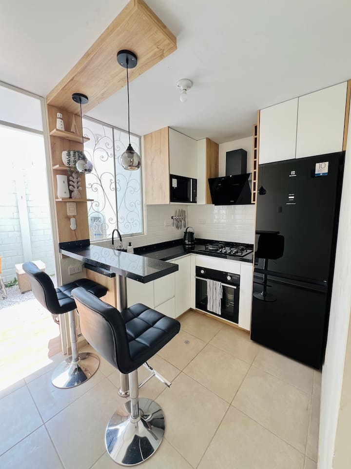 Casa De Playa En Villa Cerrada - Chilca