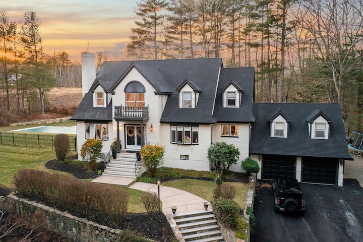 World Cup Private Lux Retreat W/h Pool - Norfolk, MA