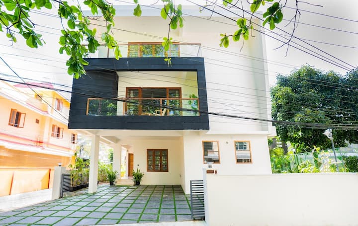 Nordic Villa By Snooze Living | 1.5km To Lulu Mall - Kochi, India