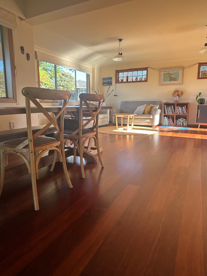 Sunny Large Home • Fantastic Location - Tauranga