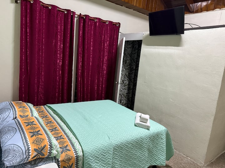 Un Lugar úNico Para Hospedarte En Hotel Zona 11 - 瓜地馬拉