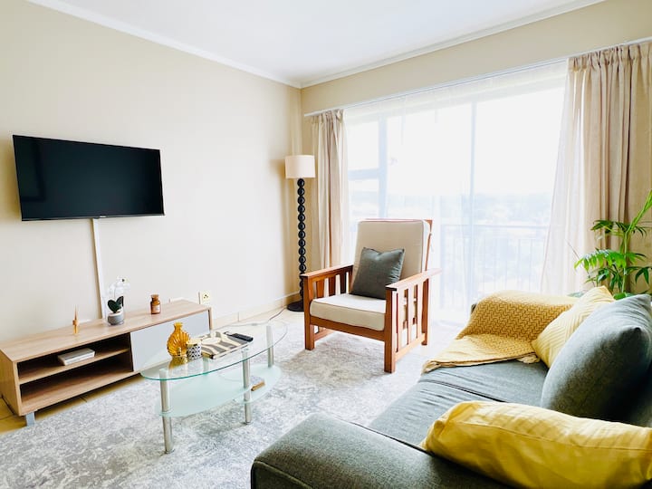 East-end Hide Out @ Menlyn Place - Pretoria