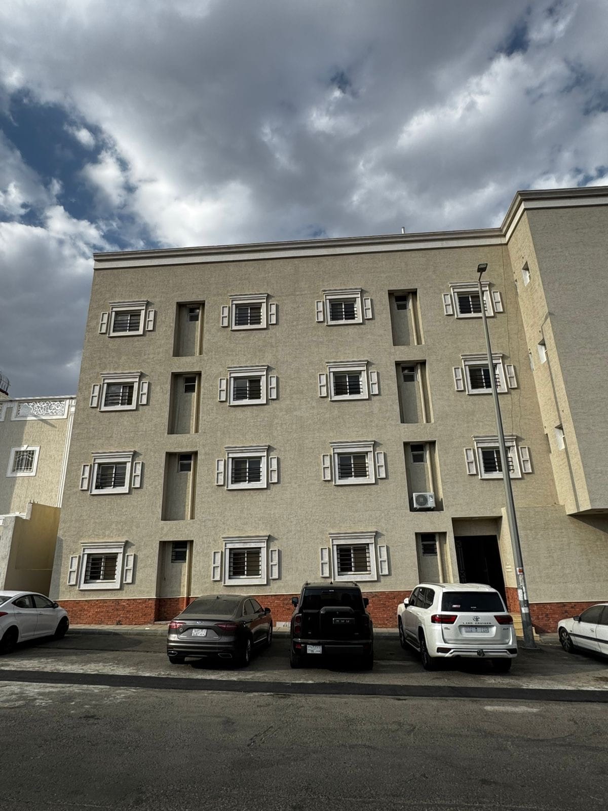 Luxury hotel apartment in Abha 3 rooms and a hall for rent - Flats for ...
