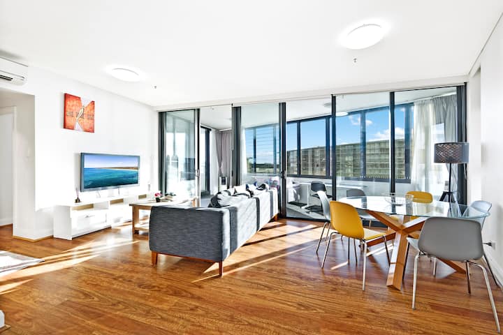 Contemporary Stay In Rhodes • Spacious 3br - Ryde