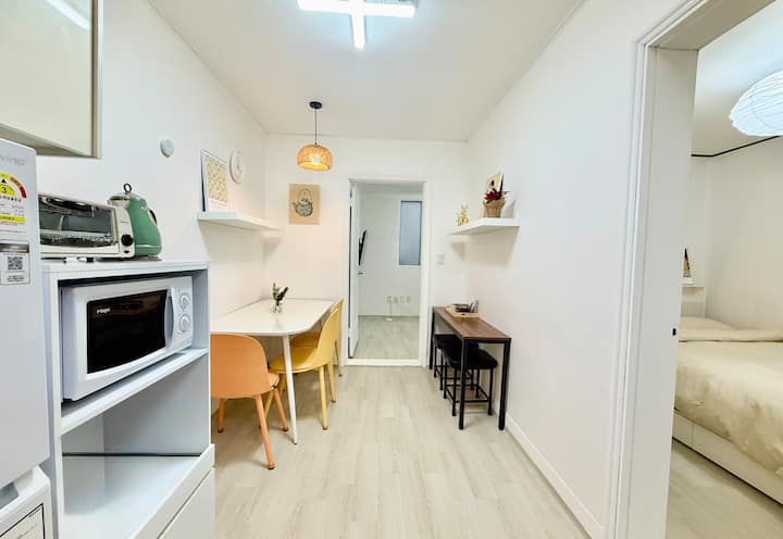 4인숙소  4호선 수유역    #혜화 #Ddp # 명동 #강남역 #Bus장충아레나앞도착 - Seoul