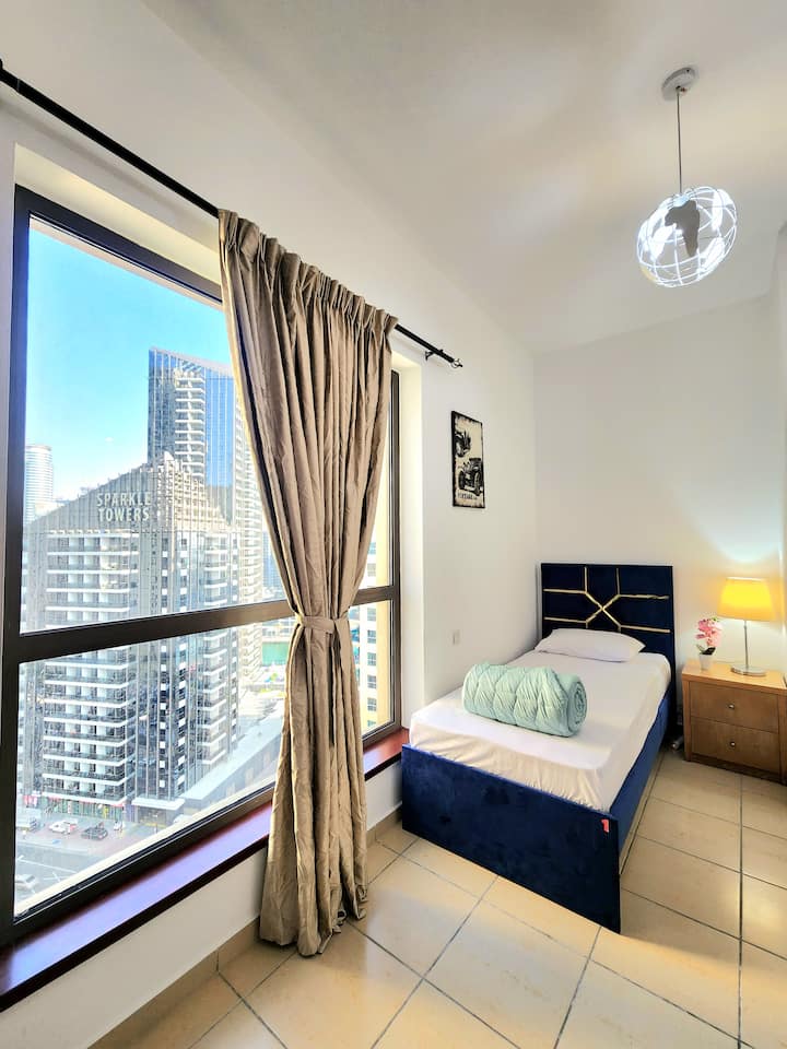 Executive Bed Luxury Capsule Hostel In Jbr - Dubai