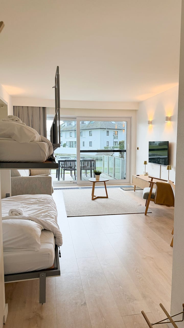 Studio Avec Vue Sur Lac&piscine– Let's Go Getaways - Middelkerke