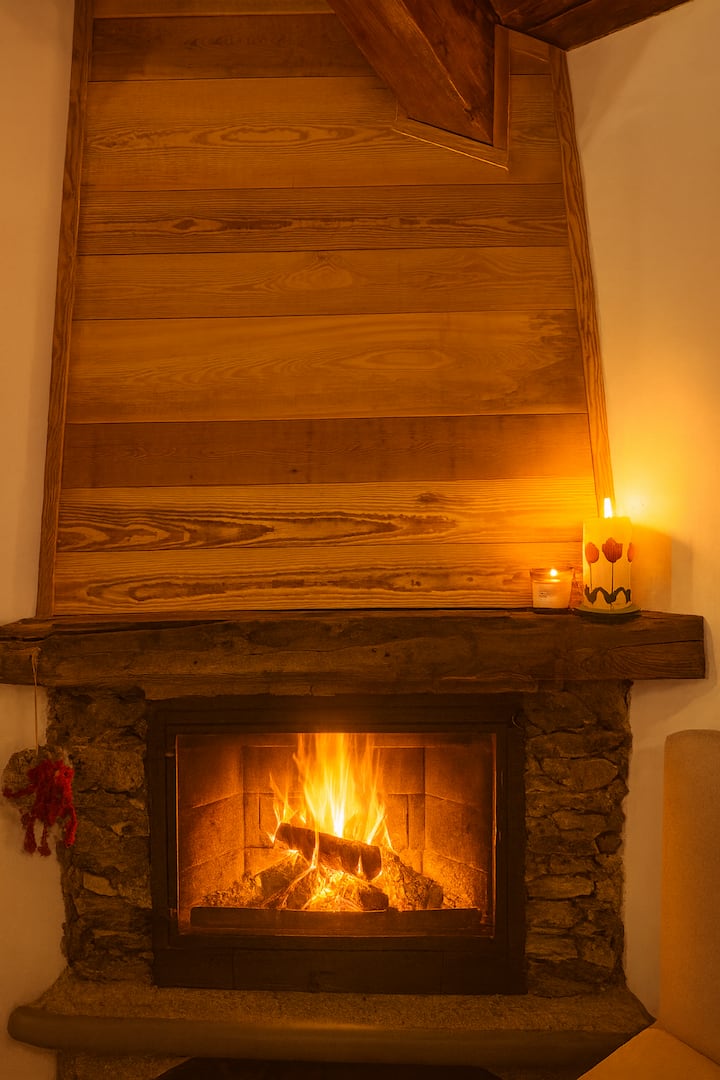 Bilocale Alpino Con Camino E Terrazzo A Pragelato - Sestriere